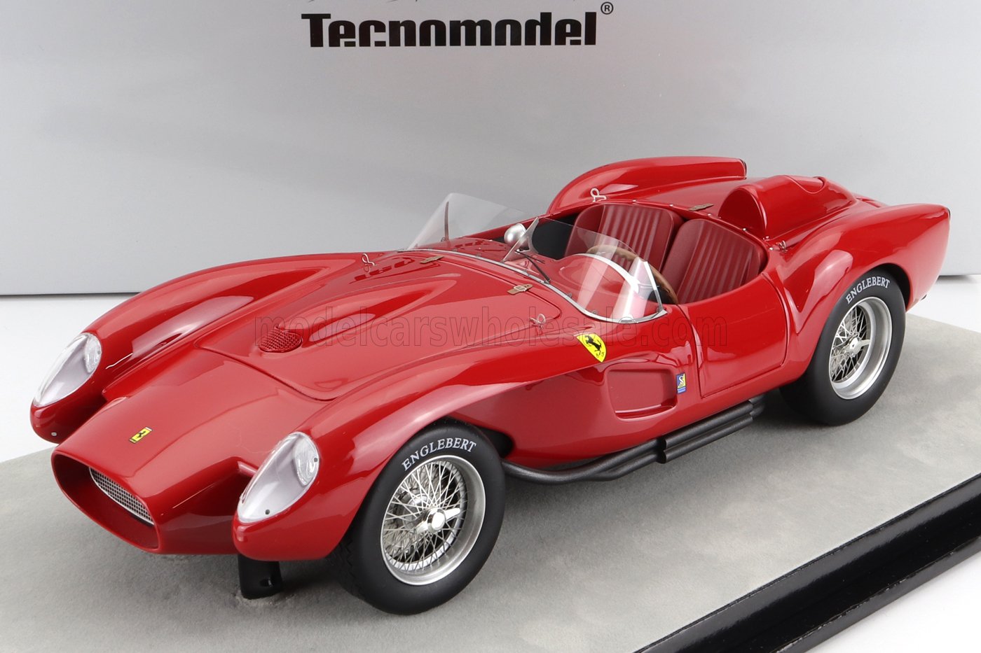FERRARI | 250TR 3.1L V12 TESTAROSSA PONTOON FENDER SPIDER PRESS VERSION ...